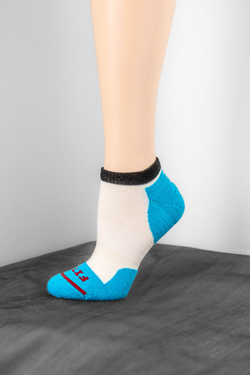 Micro Light Runner Footie Sock – Sock Dreams