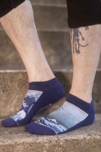Great Wave Off Kanagawa Ankle Socks – Sock Dreams