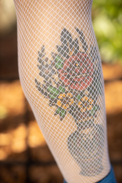 Plus Size Fishnet Seamless Pantyhose – Sock Dreams