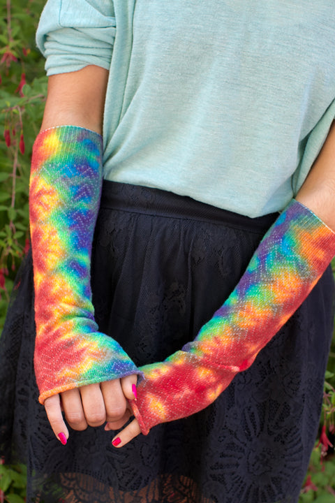 Tie Dye Chevron Sleeves – Sock Dreams